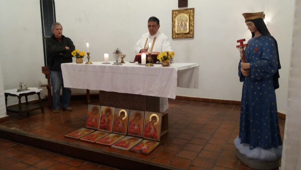 Rito de Bendición de los nuevos iconos dentro de la Misa. – La Belleza ...